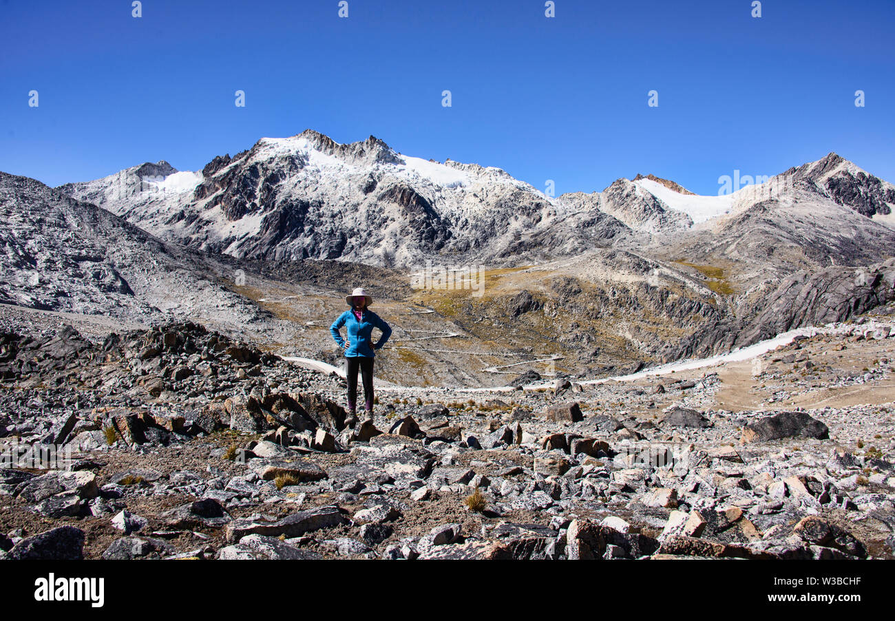 Trekking across the Cordillera Real mountain range, Bolivia Stock Photo ...