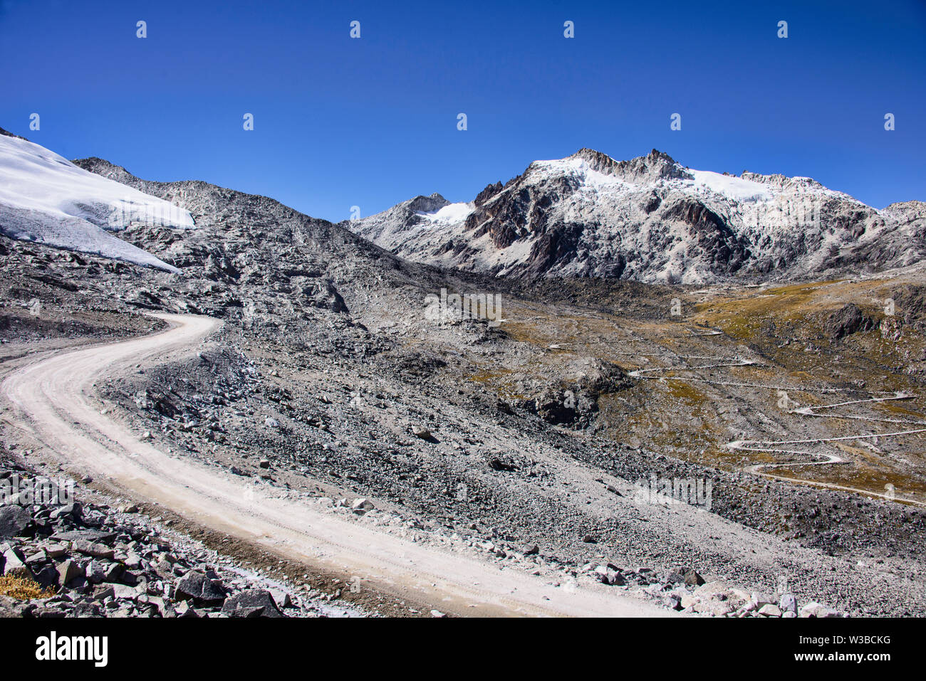 Scenery along the Cordillera Real mountain range, Bolivia Stock Photo ...