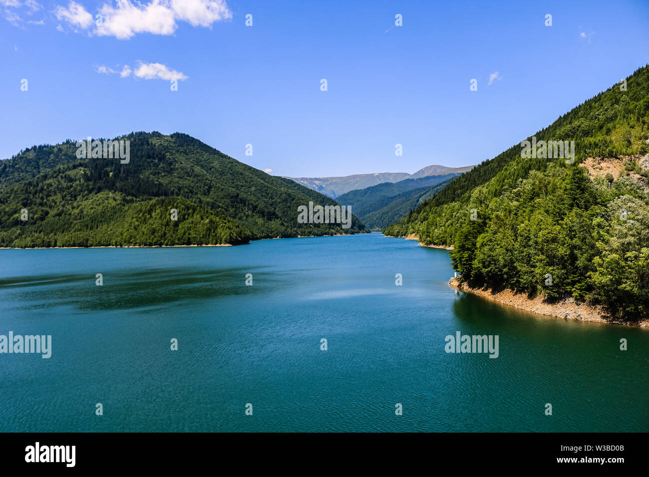 Landscape photo of Rausor Dam in the Iezer Mountains in Romania Stock ...