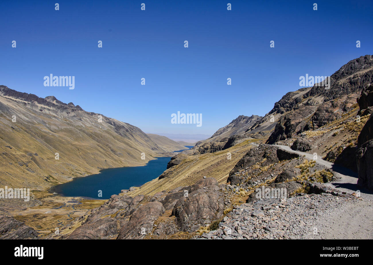 Laguna Quta Thiya along the Cordillera Real Traverse, Bolivia Stock ...