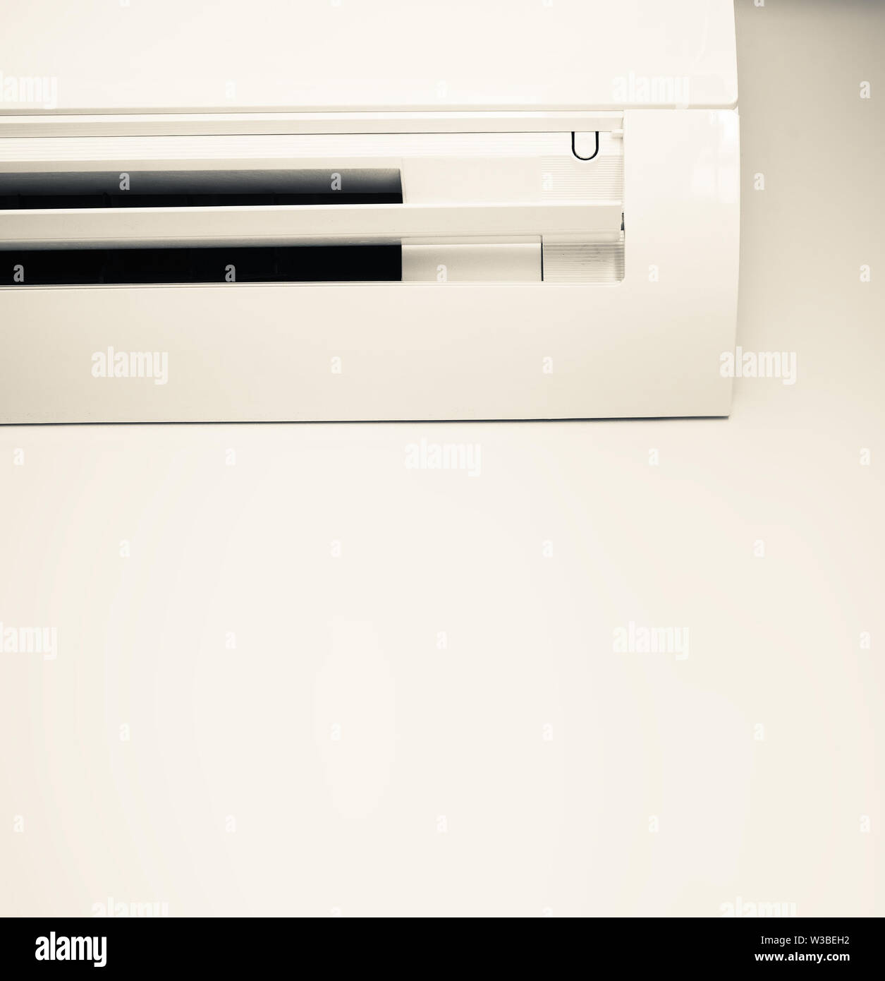 the indoor unit of air conditioner Stock Photo - Alamy