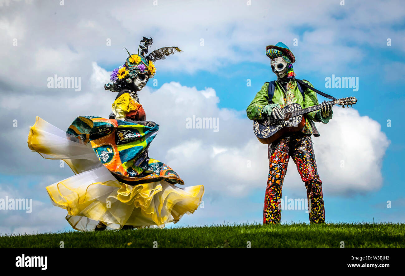 SkElvis and Grisella Ain't Dead by Giddy Kippers perform during the ...