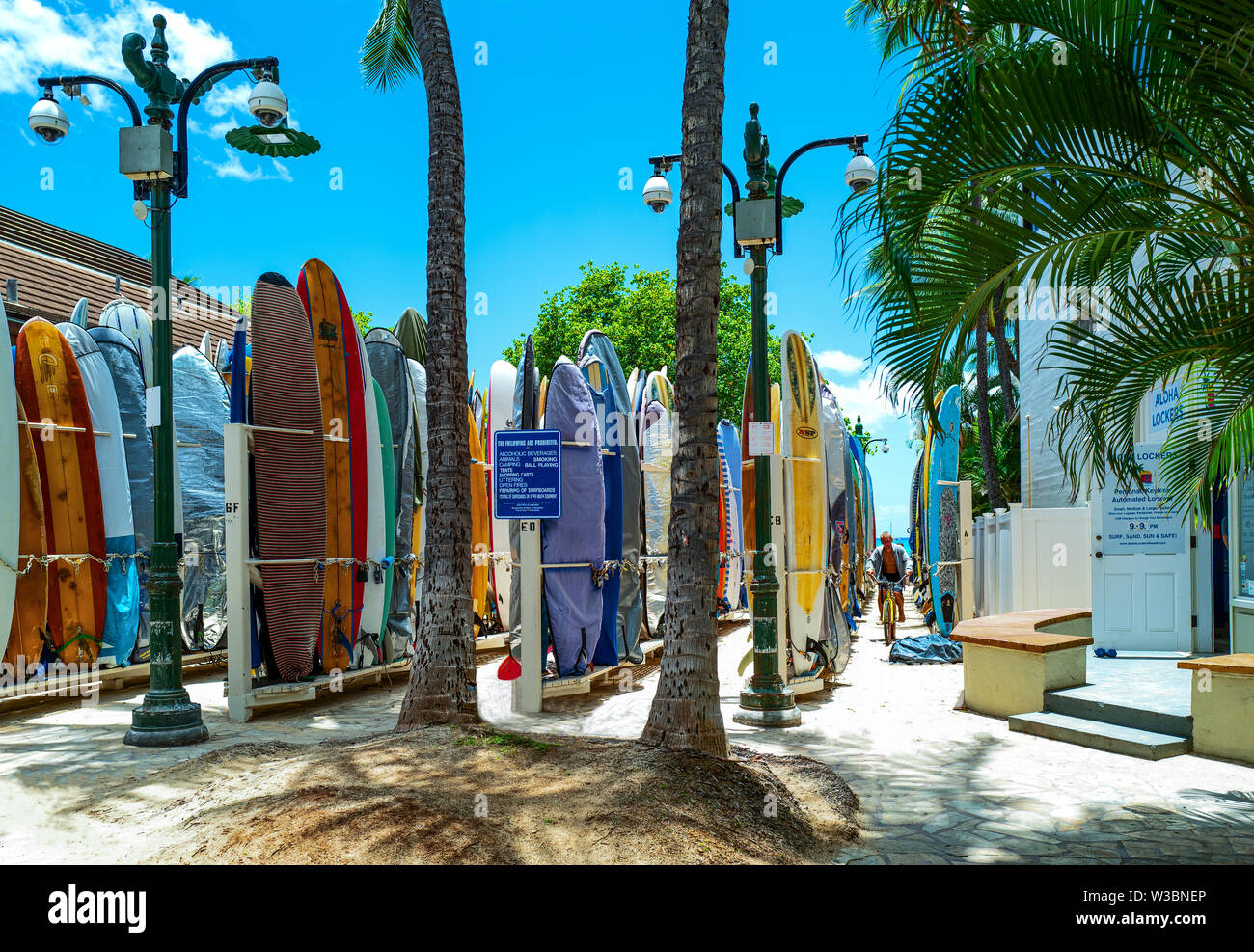 Surfboard rack waikiki beach hi-res stock photography and images - Alamy