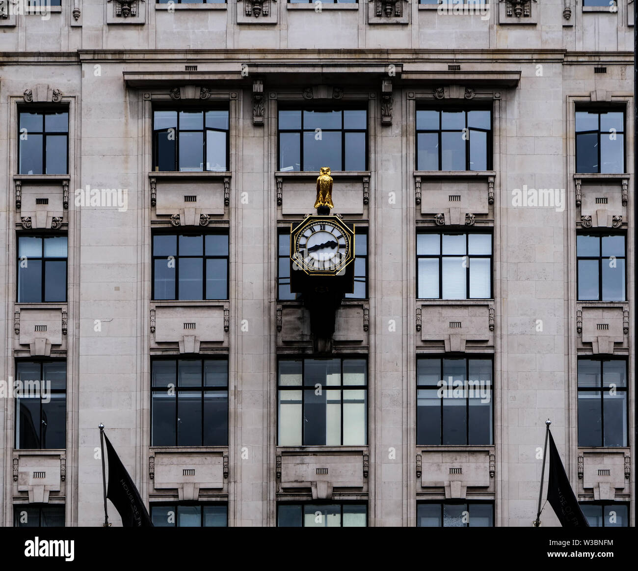 London Bridge Clock Stock Photo - Alamy