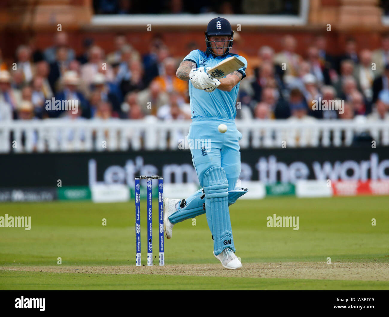 Ben stokes world cup final 2019 hi-res stock photography and images - Alamy