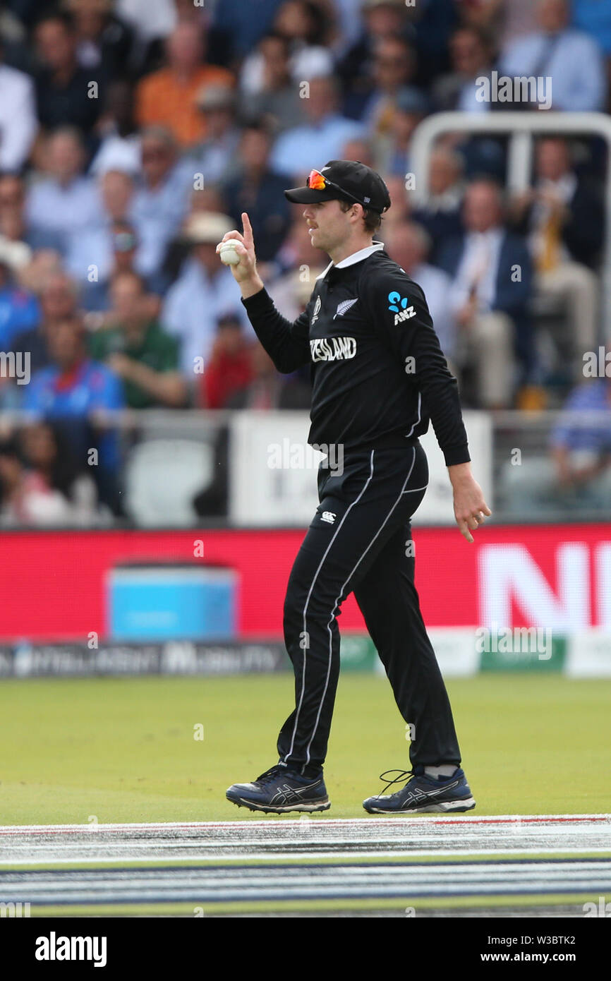 Eoin hand hi-res stock photography and images - Alamy