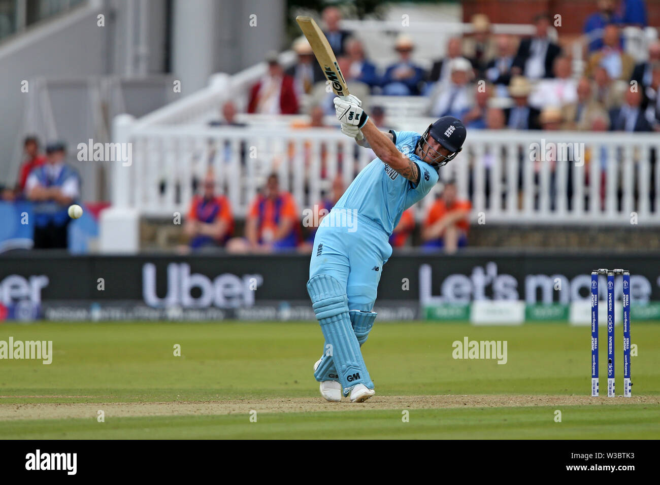 London, UK. 14th July 2019. ICC World Cup Cricket Final, England versus ...