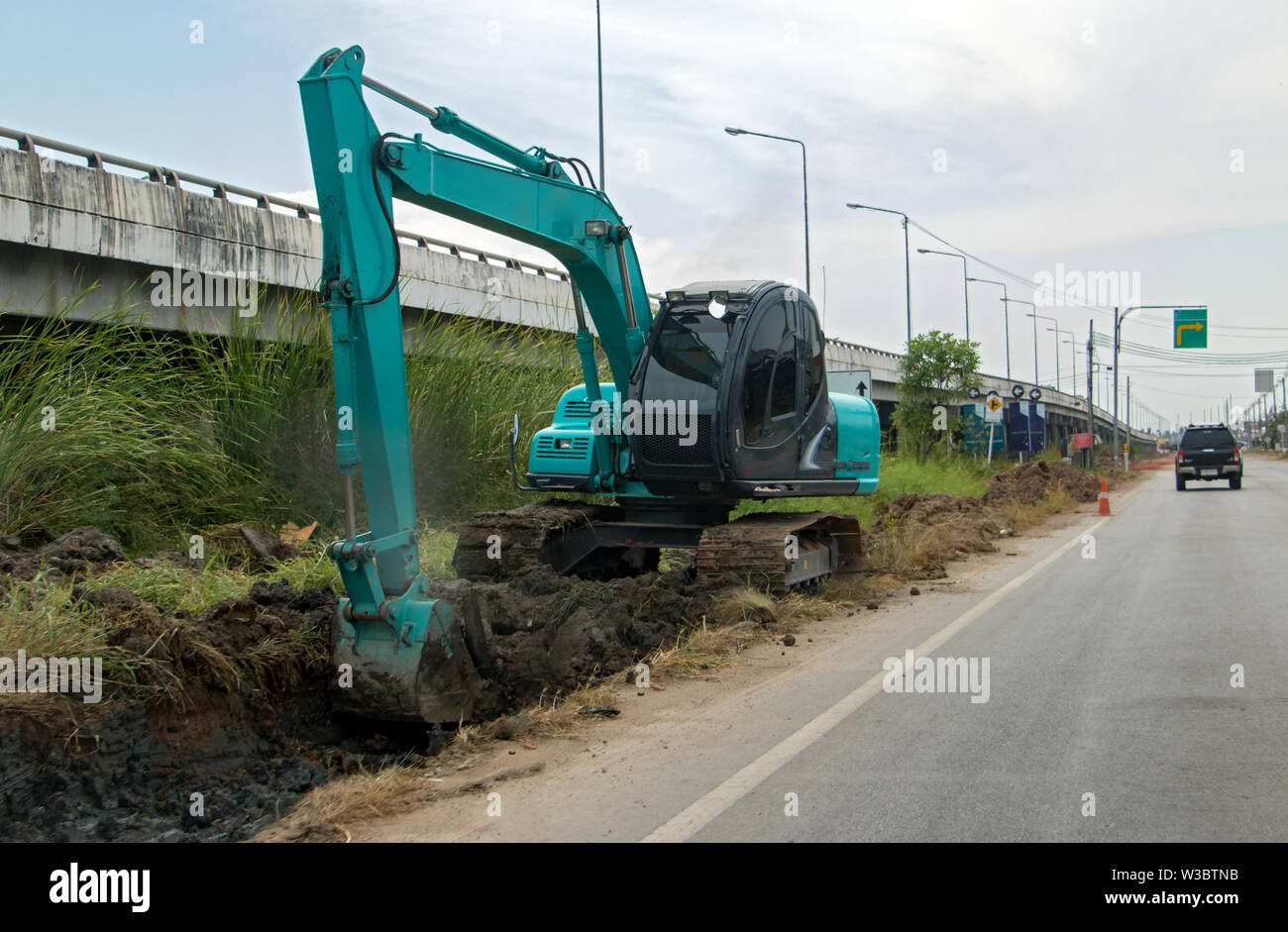 Road digger machine hi-res stock photography and images - Alamy