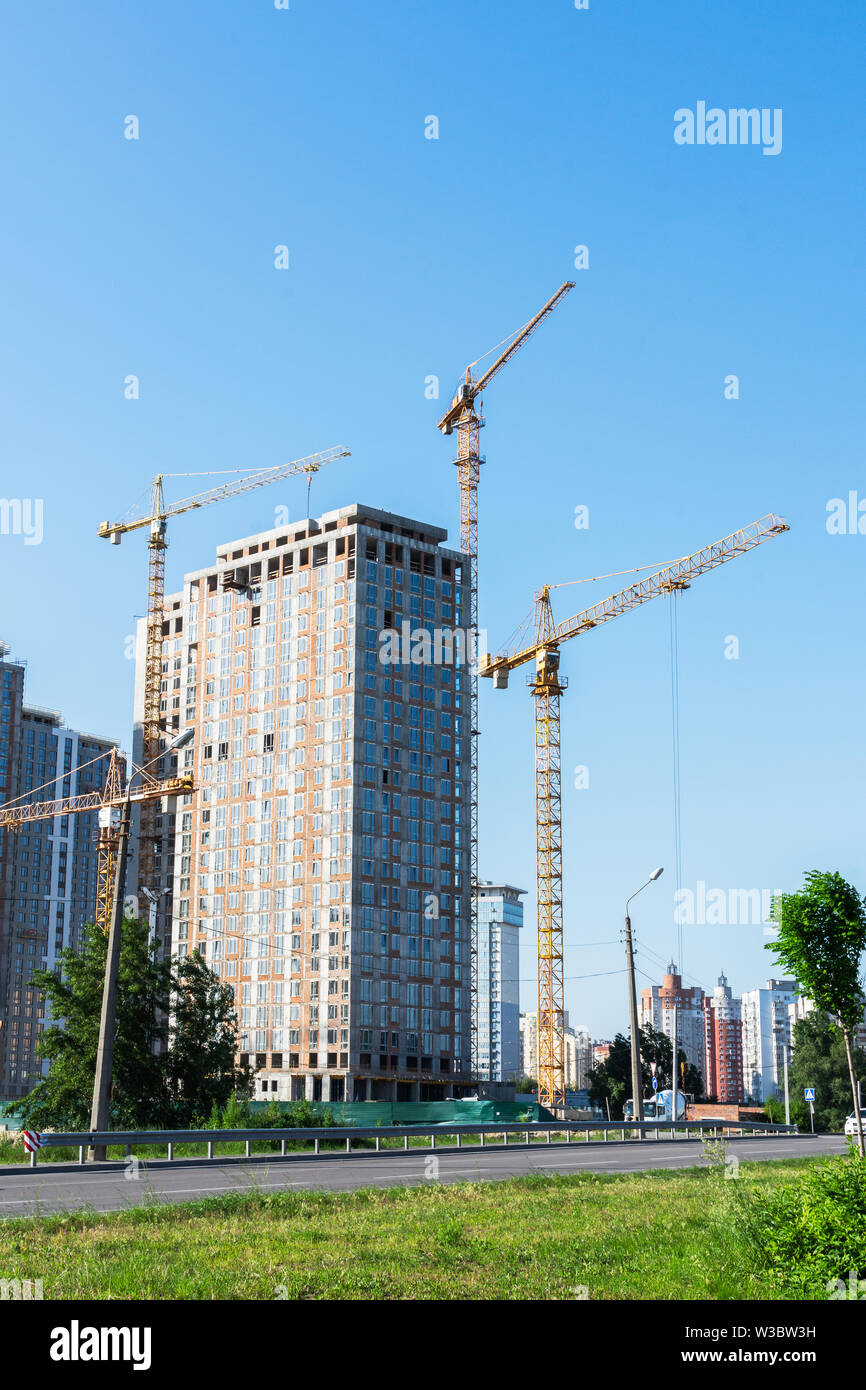 Construction of residential buildings, new multi-storey houses in Kiev ...