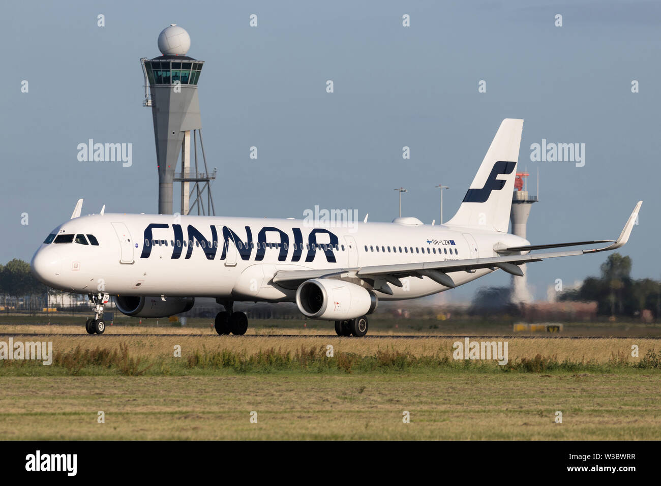 Finnish Finnair Airbus A321-200 with registration OH-LZM on take off ...