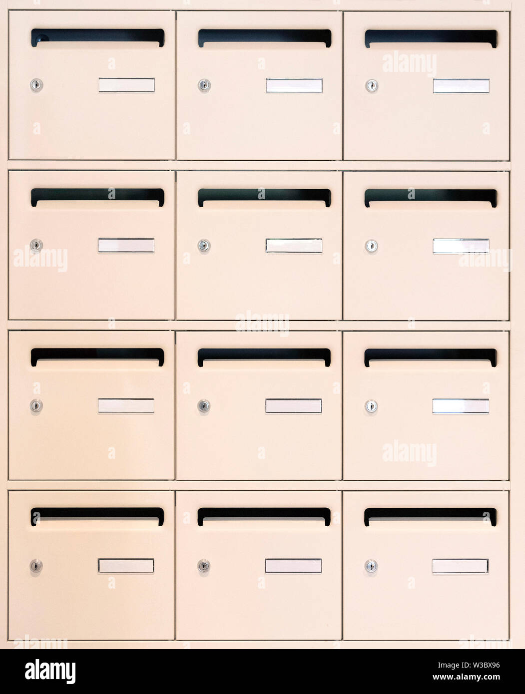 Group of mailboxes in the lobby of a building Stock Photo - Alamy