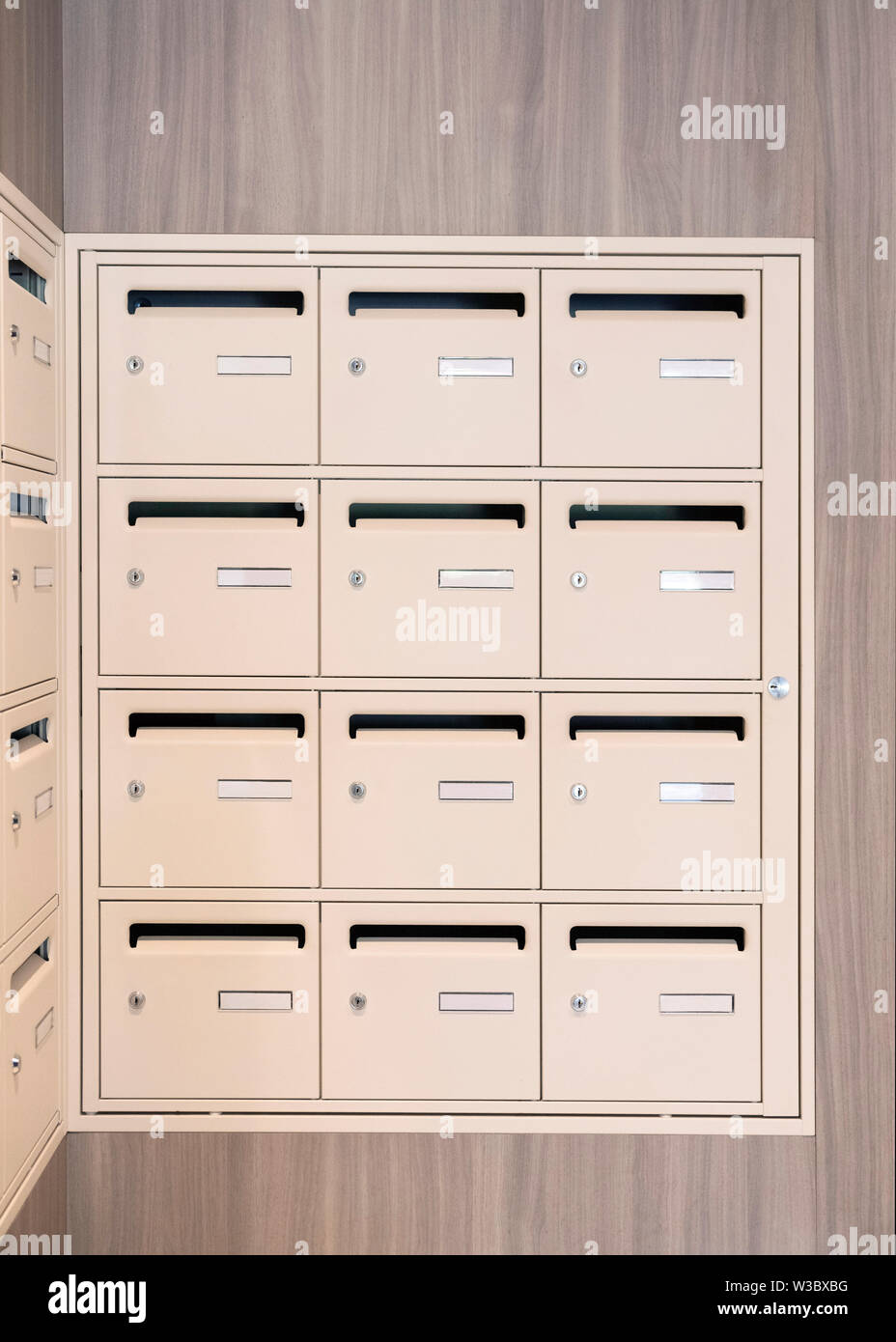 Mailbox Lobby High Resolution Stock Photography and Images - Alamy
