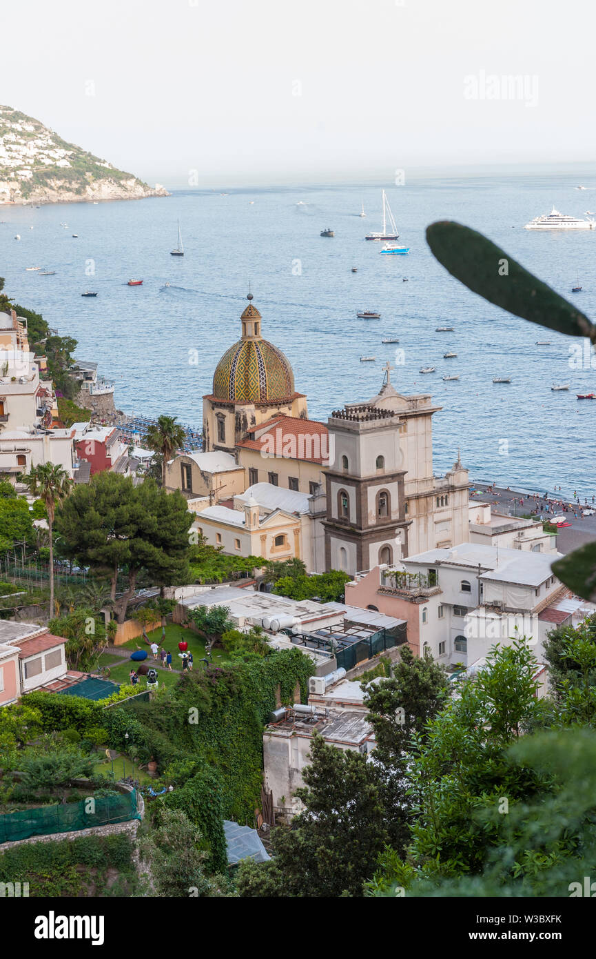 Positano church hi-res stock photography and images - Alamy