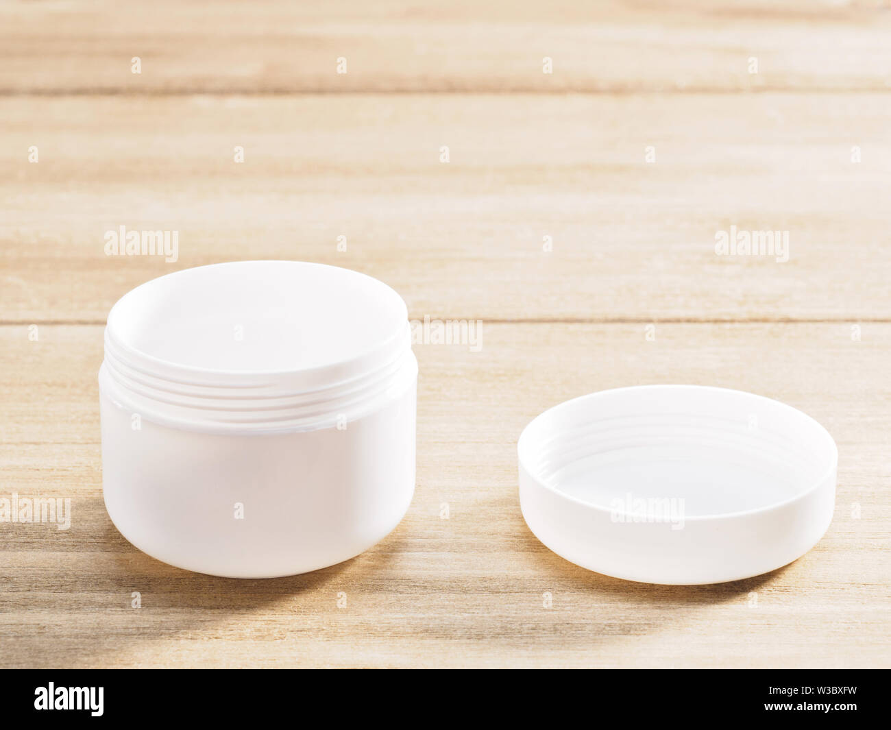 Cap and cup hi-res stock photography and images - Alamy