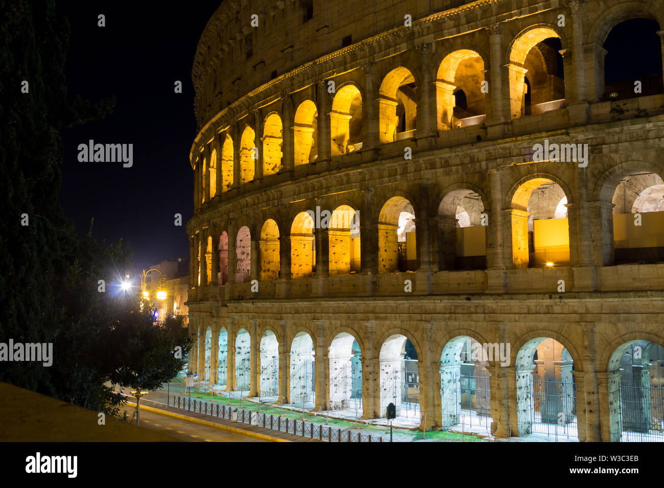 Colosseum night view, Rome landmark, Italy. Colosseo, Roma Stock Photo ...