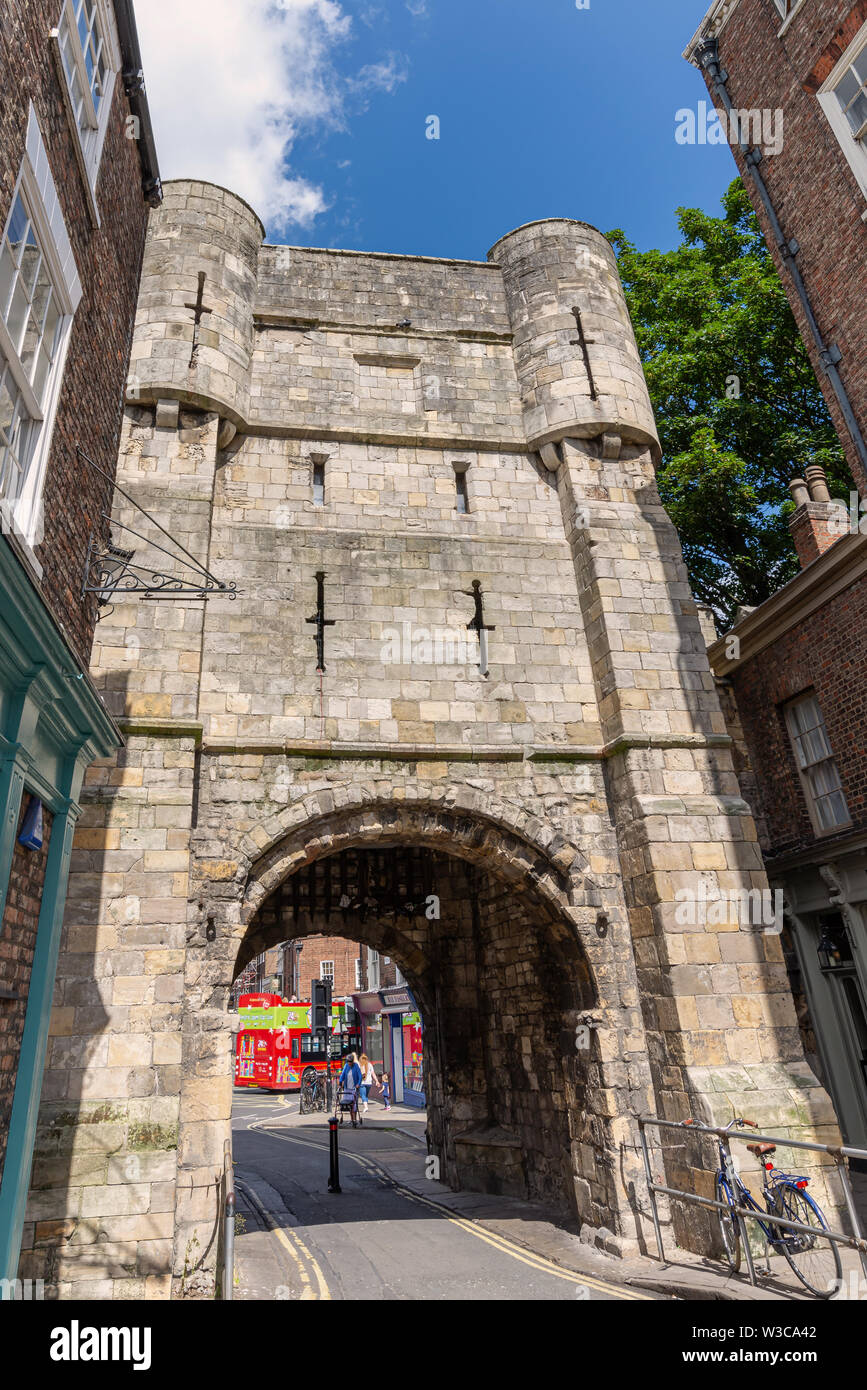 Bootham Bar, York. An ancient gateway to the city standing at the end ...