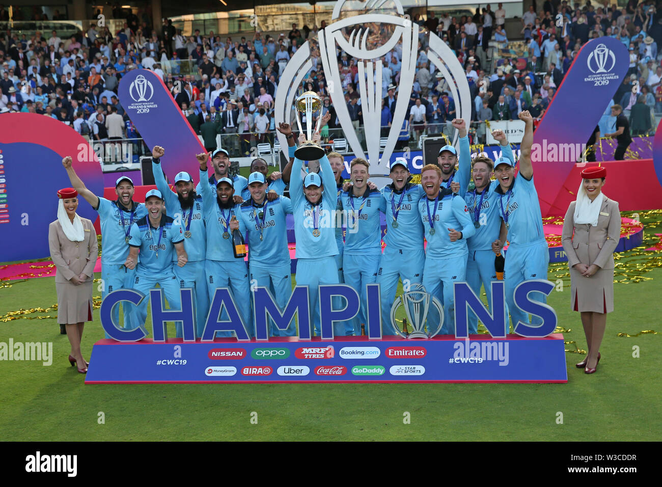Cricket world cup 2019 final hi-res stock photography and images - Alamy