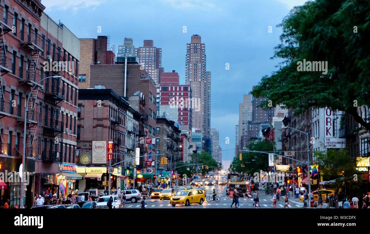 busy streets of New York City Stock Photo - Alamy