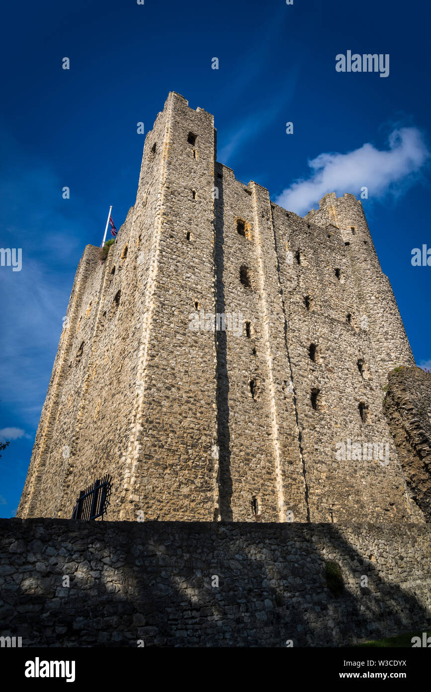 Rochester Castle - the 12th-century keep or stone tower is one of the ...