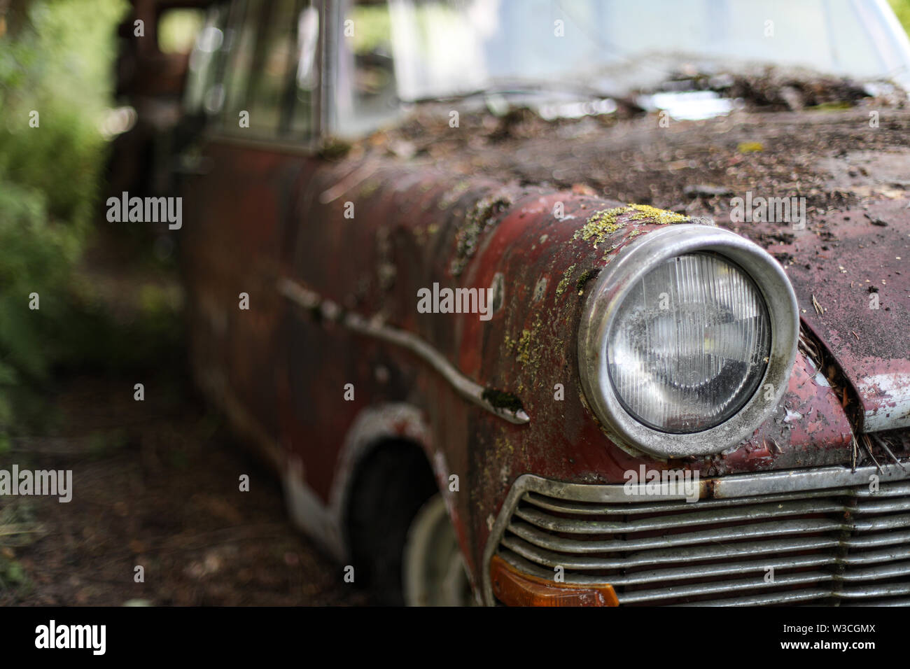 Old car rust hi-res stock photography and images - Alamy