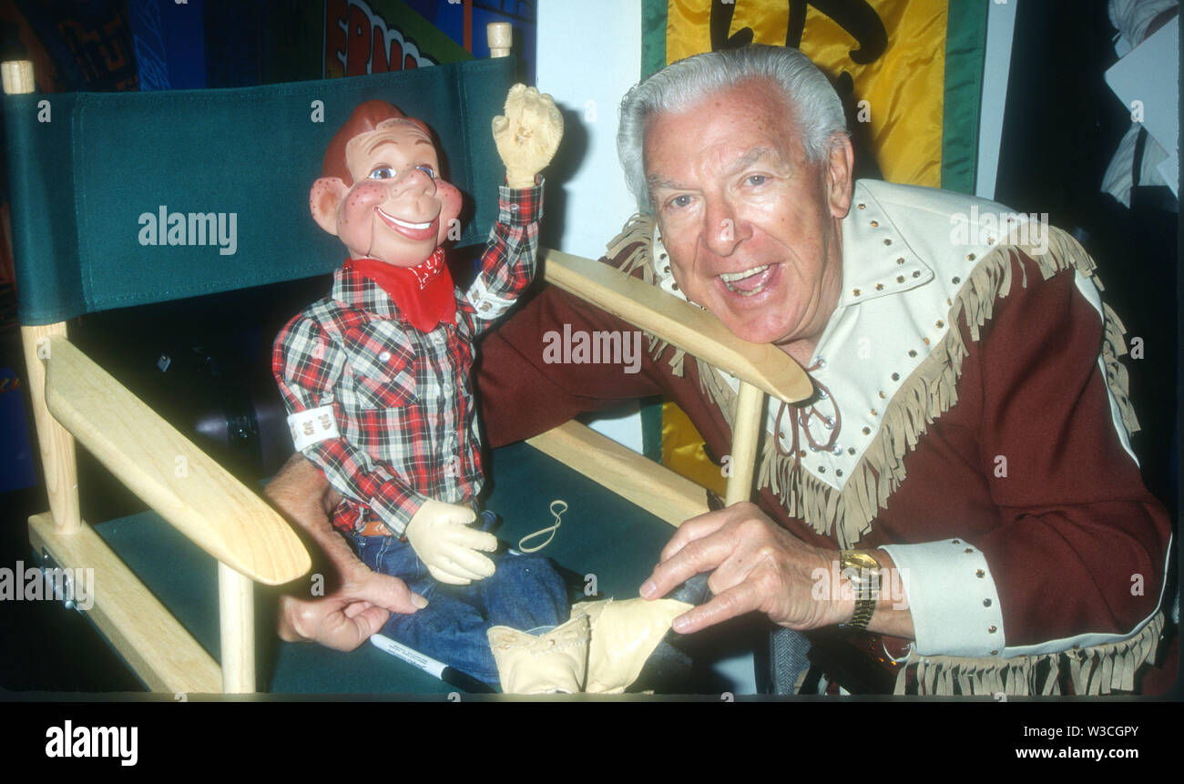 Howdy doody hi-res stock photography and images - Alamy