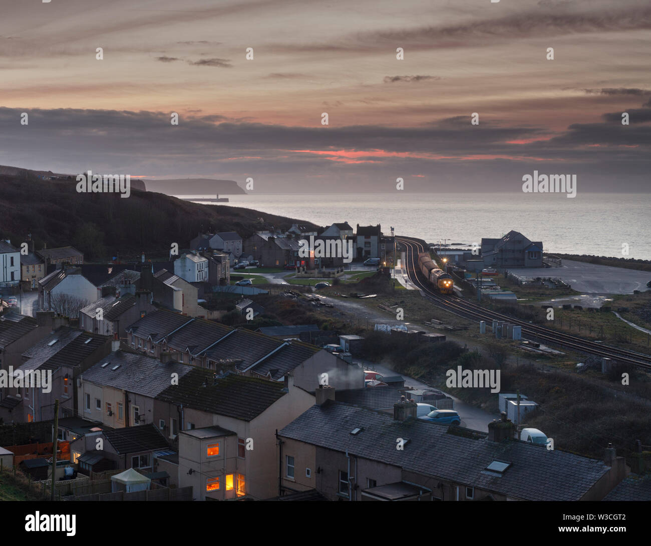 On the last day for 37's DRS Class 37 locomotive calls at Parton ...