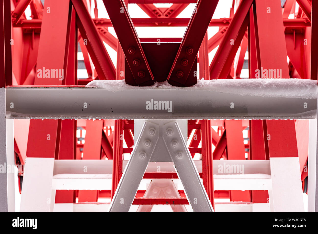Steel truss tower hi-res stock photography and images - Alamy