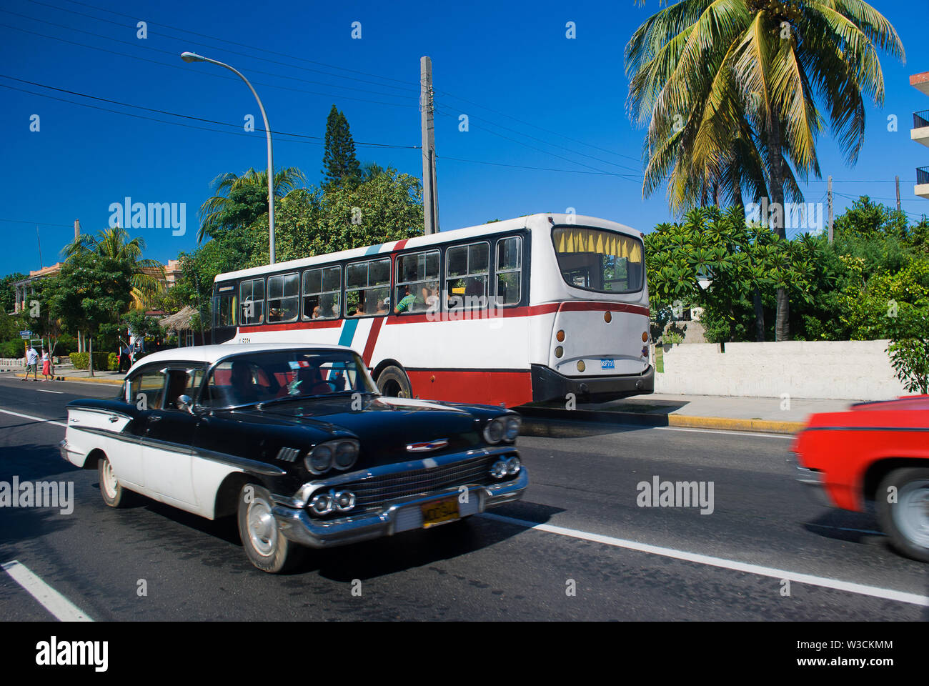 Vintage american bus hi-res stock photography and images - Alamy