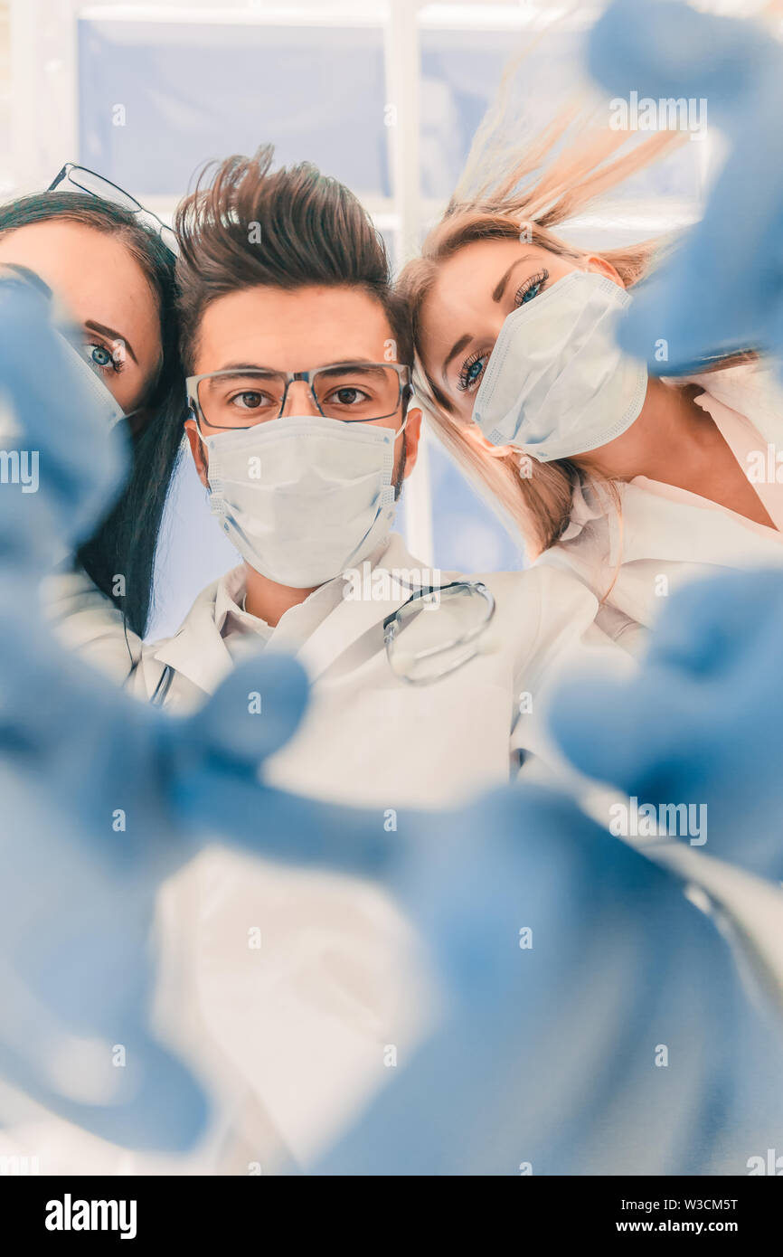 Bottom view surgeons on operation hi-res stock photography and images ...