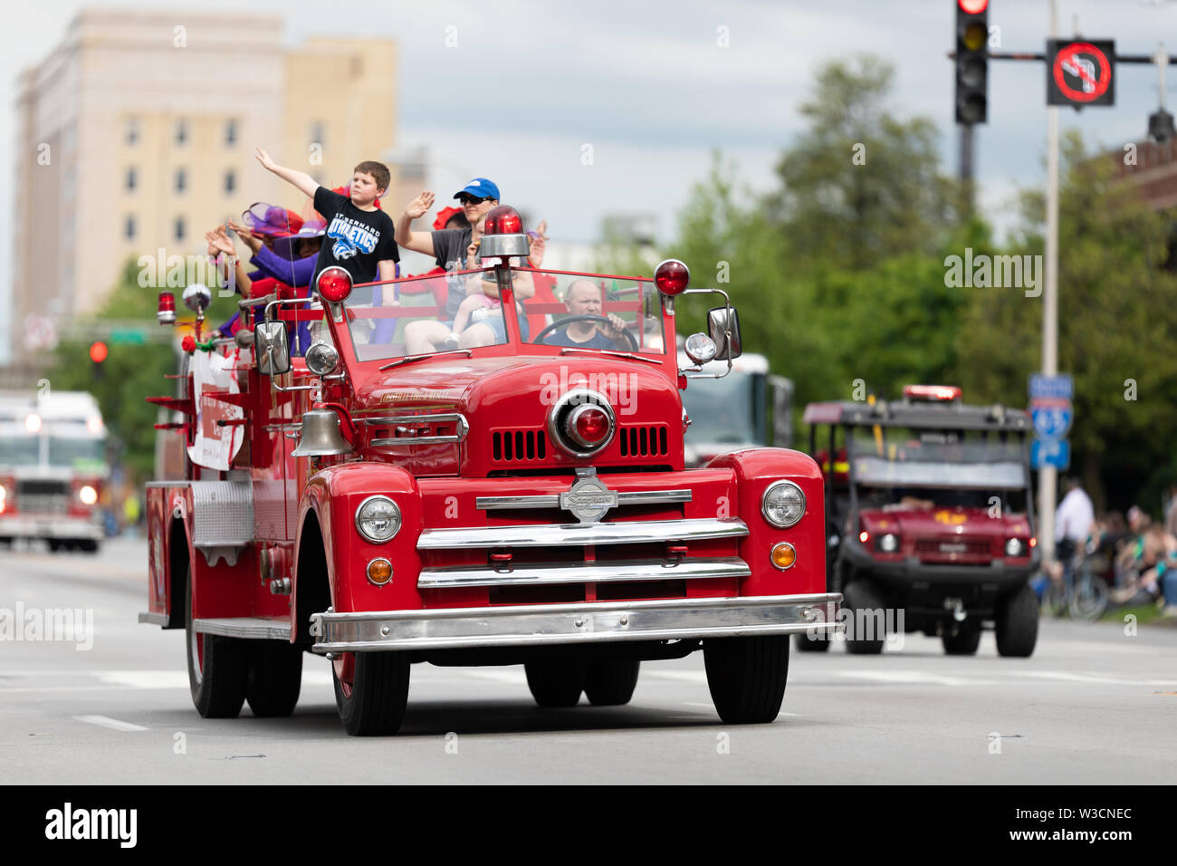 Parade firetruck hi-res stock photography and images - Alamy
