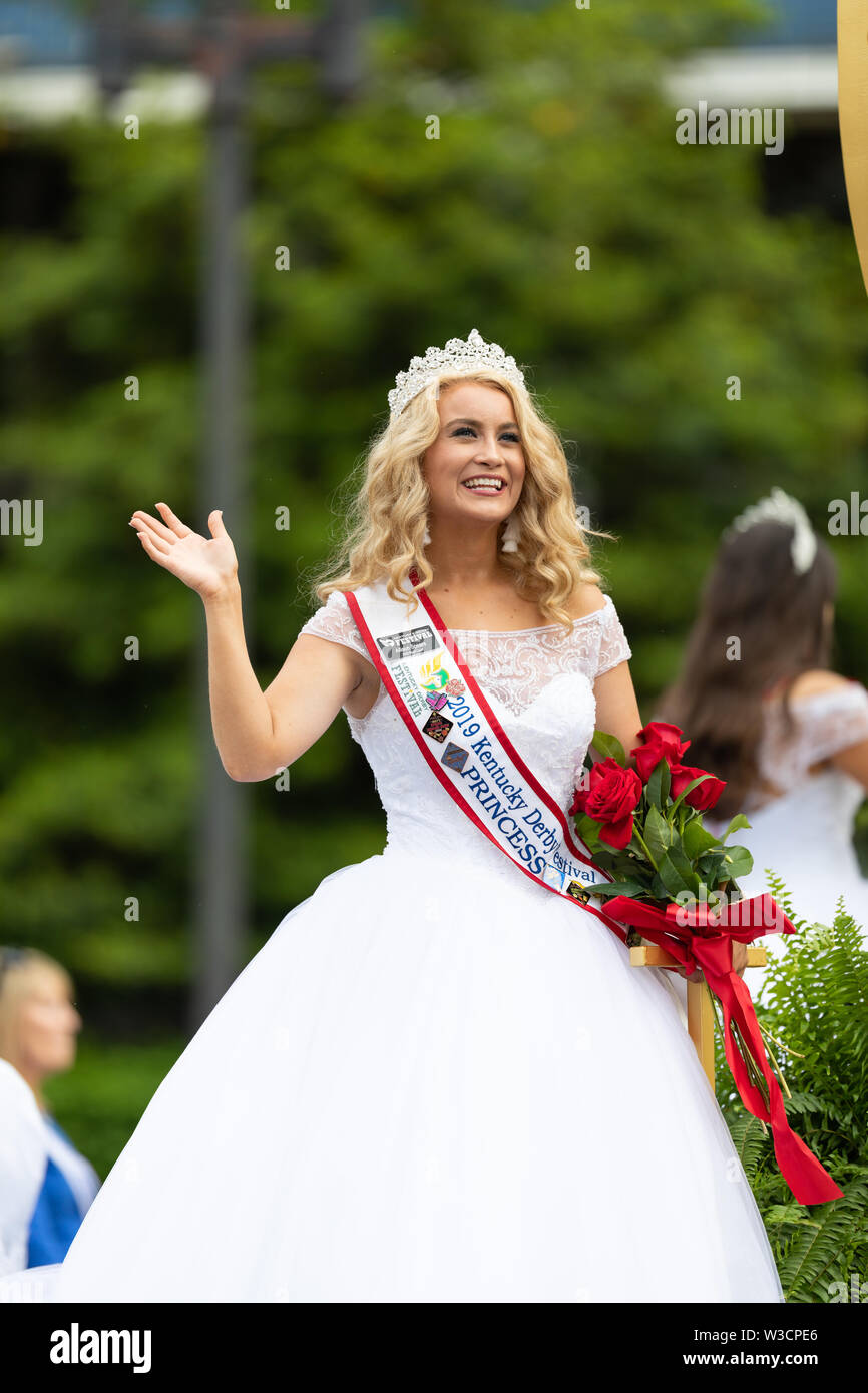 Louisville, Kentucky, USA - May 2, 2019: The Pegasus Parade, Float ...