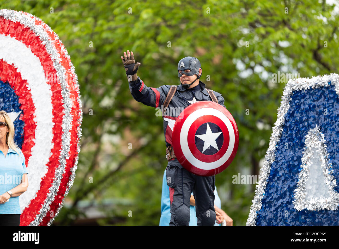 Louisville, Kentucky, USA - May 2, 2019: The Pegasus Parade, Man on a ...