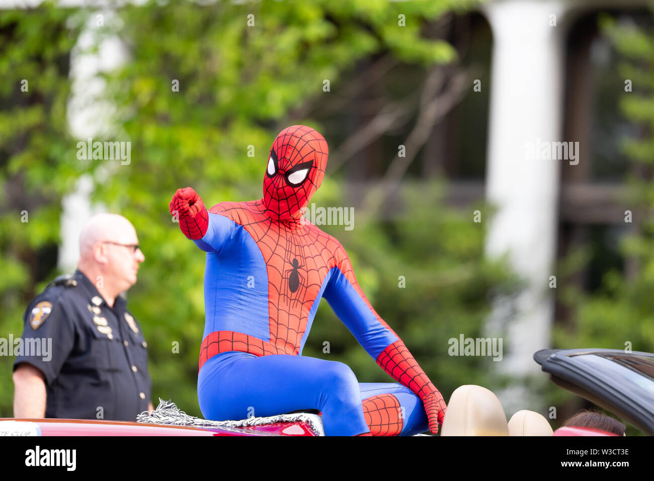 Louisville, Kentucky, USA - May 2, 2019: The Pegasus Parade, Man dress ...