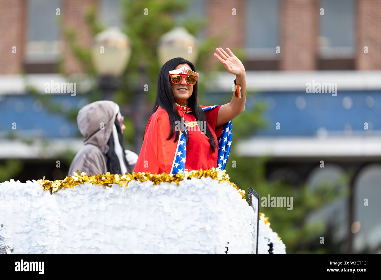 Louisville, Kentucky, USA - May 2, 2019: The Pegasus Parade, People ...