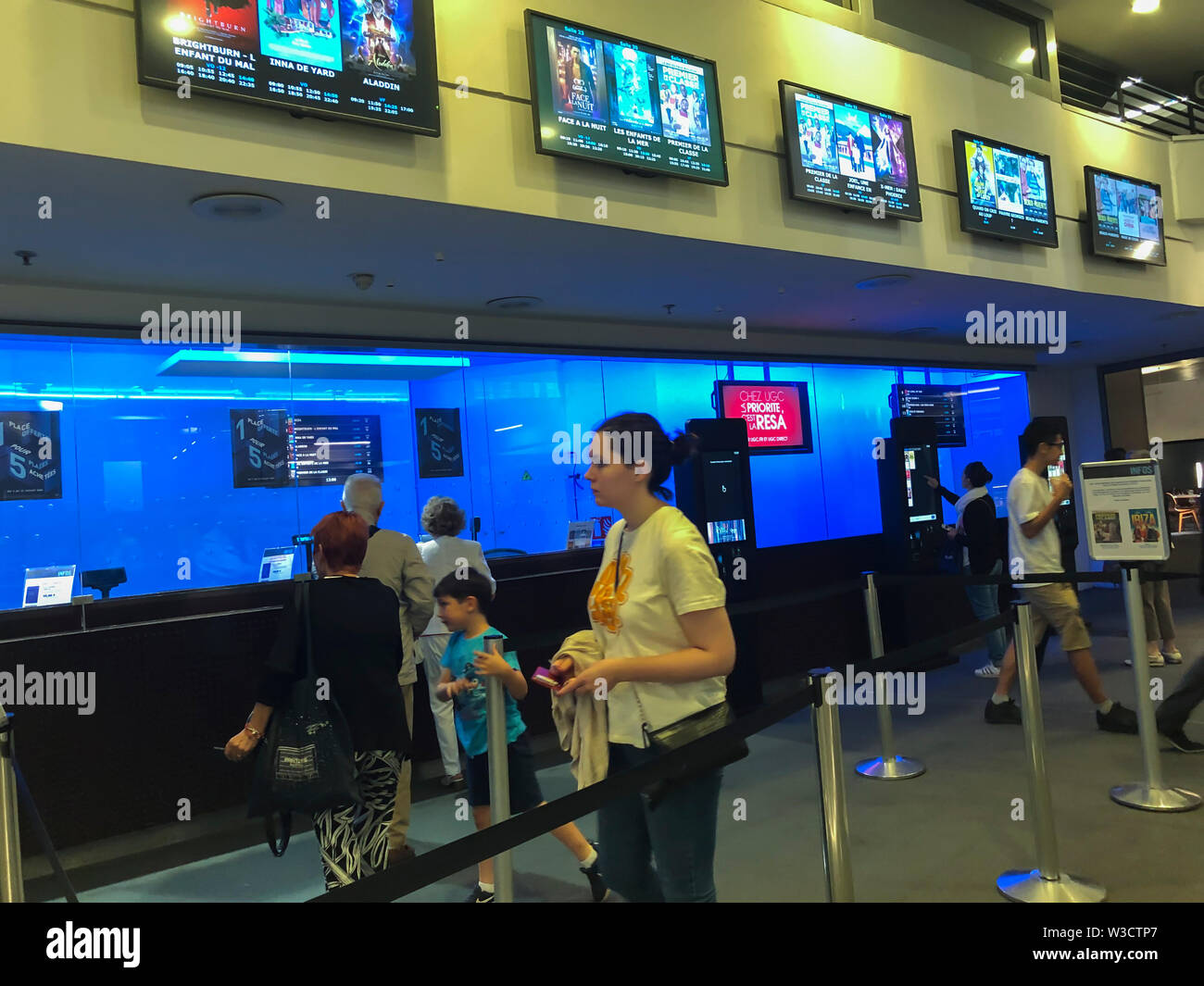 Cinema theater paris not sign High Resolution Stock Photography and ...