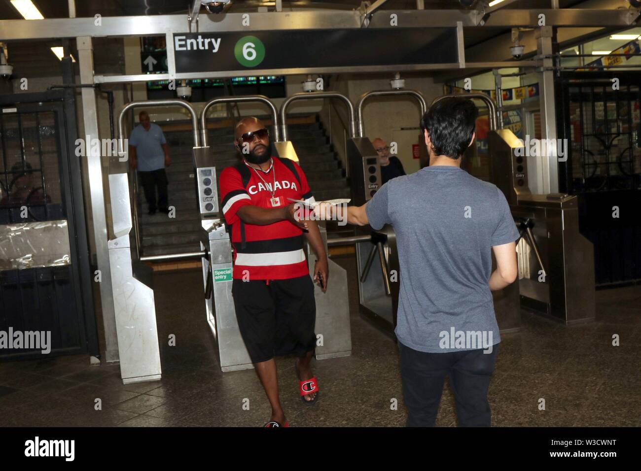 Team aoc hi-res stock photography and images - Alamy