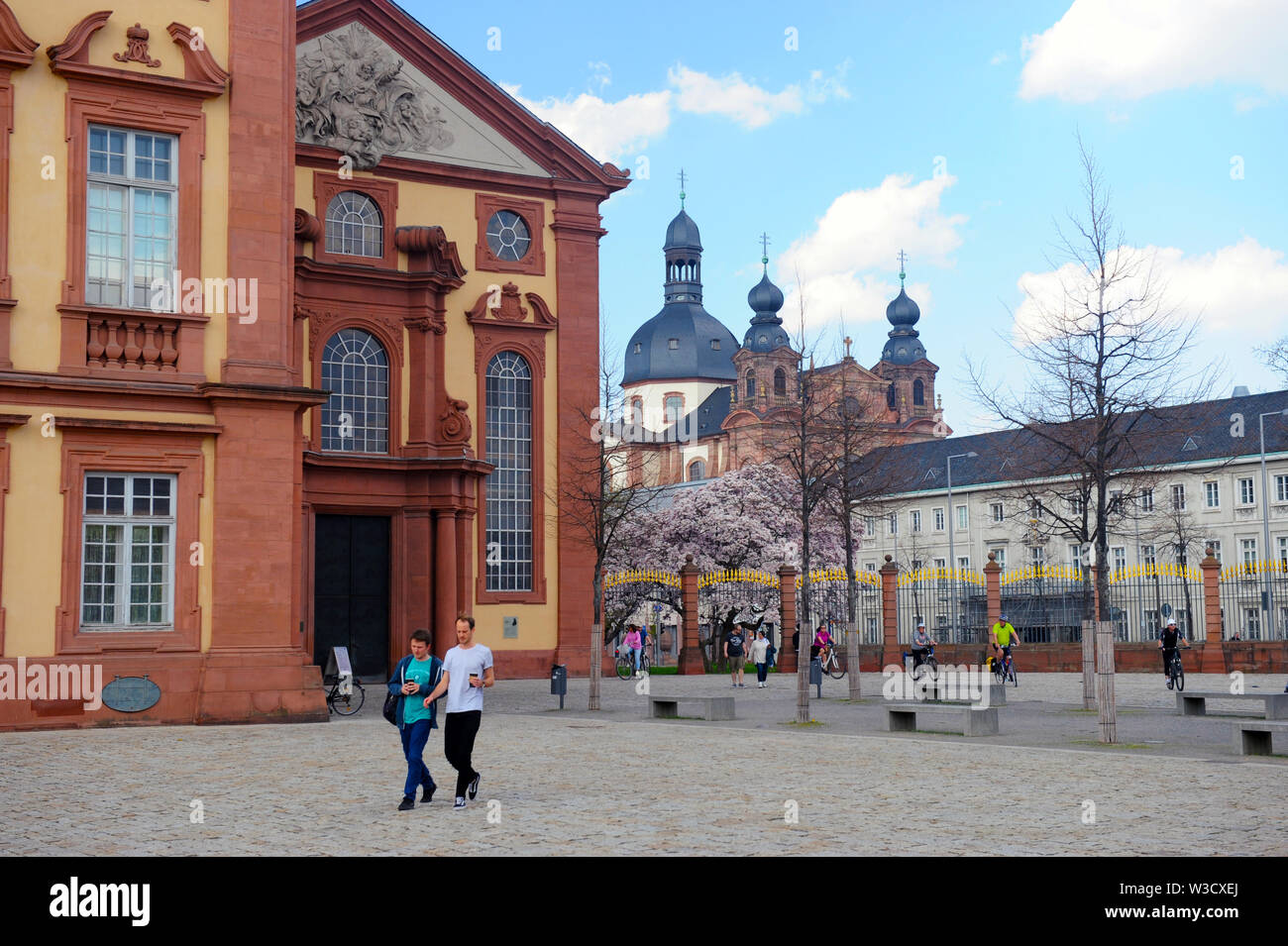 University mannheim castle hi-res stock photography and images - Alamy