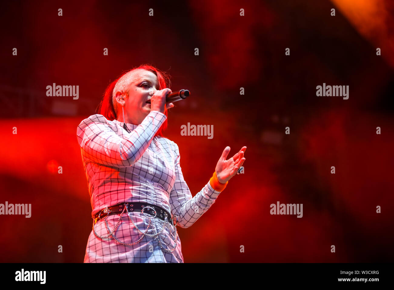 Garbage concert hi-res stock photography and images - Alamy