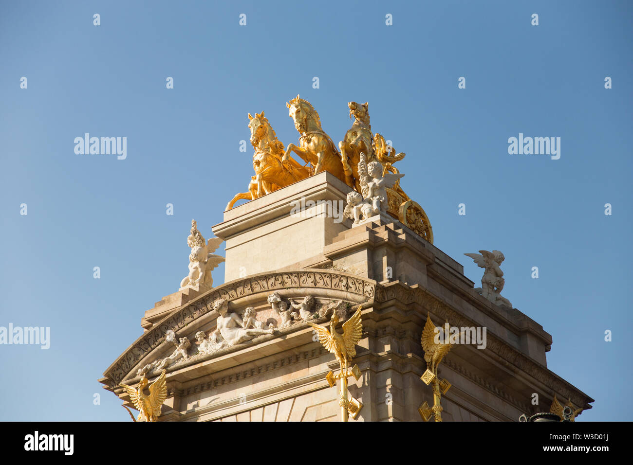 Monumental architecture hi-res stock photography and images - Alamy