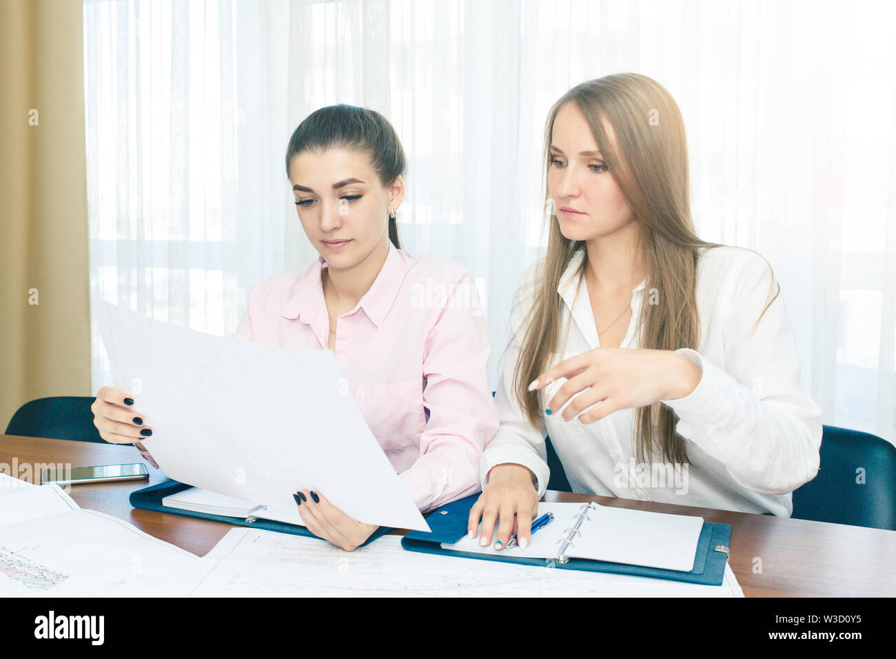 Teamwork in the office. Start up team Stock Photo - Alamy