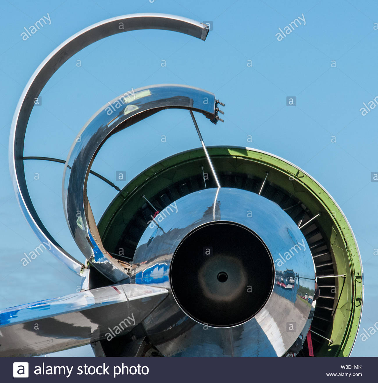 Engine Cowlings High Resolution Stock Photography and Images - Alamy