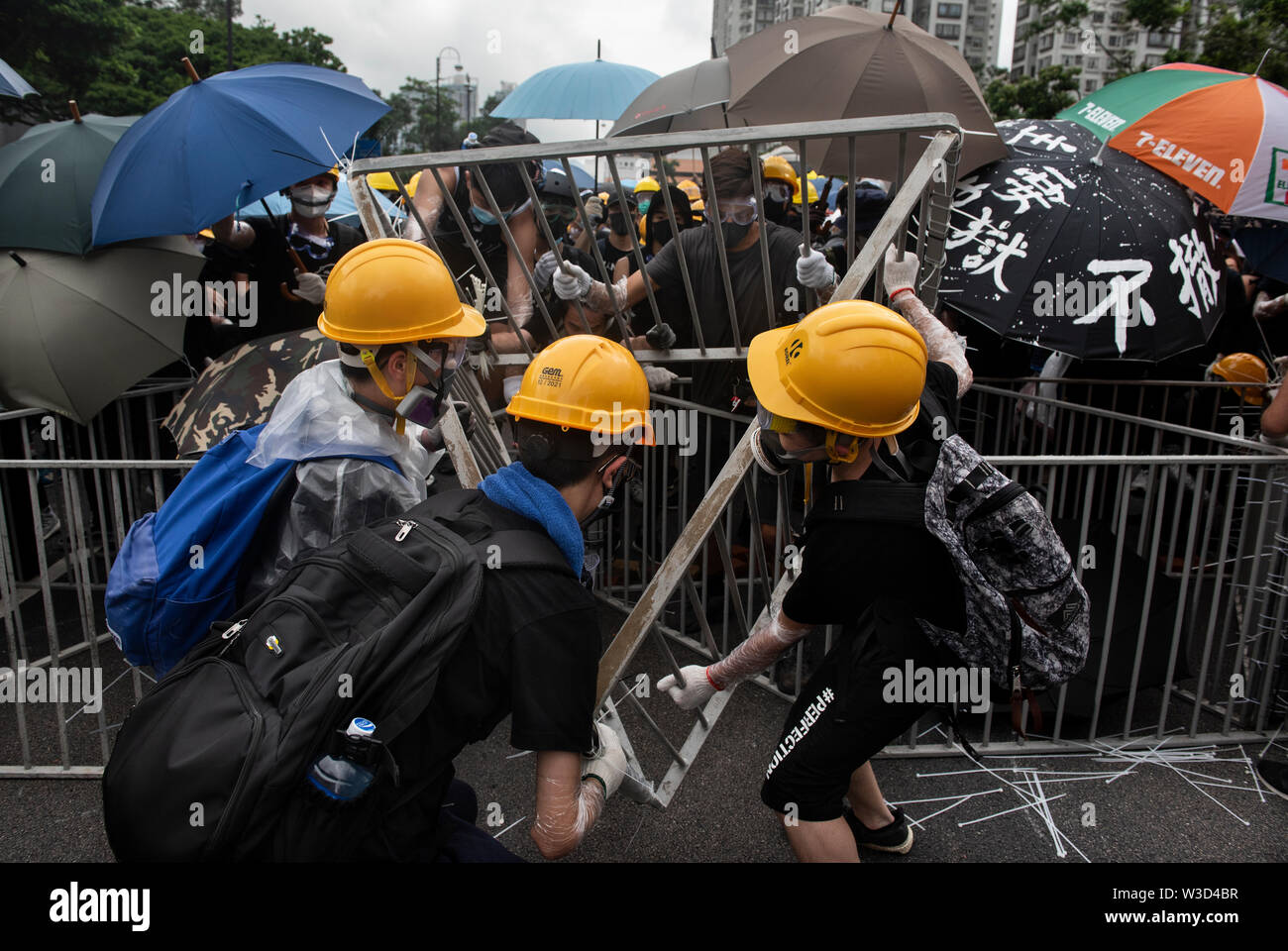 Police made barricades hi-res stock photography and images - Alamy