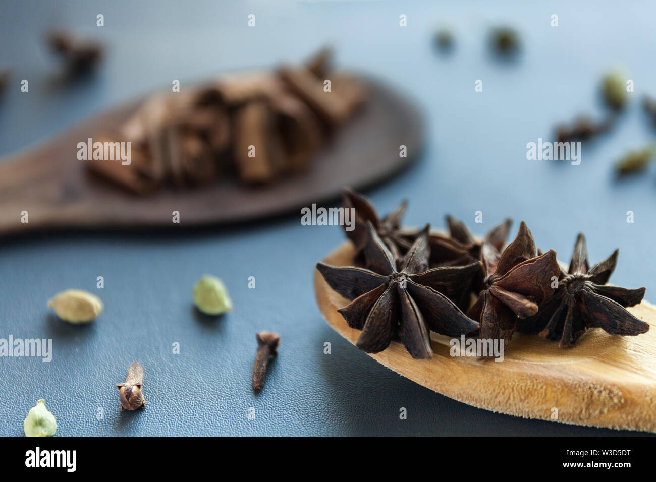 Star clove hi-res stock photography and images - Alamy