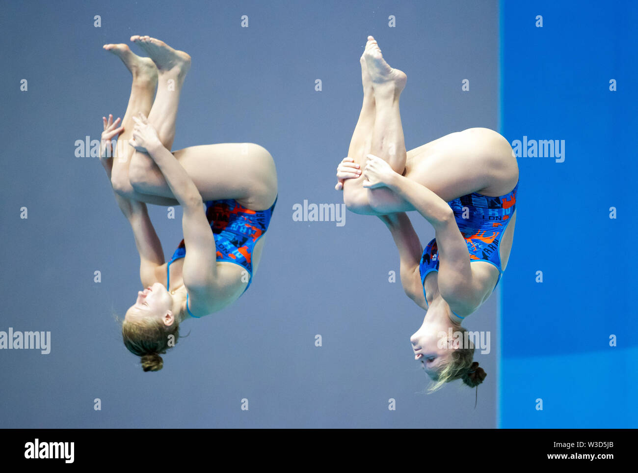 Helle tuxen hi-res stock photography and images - Alamy