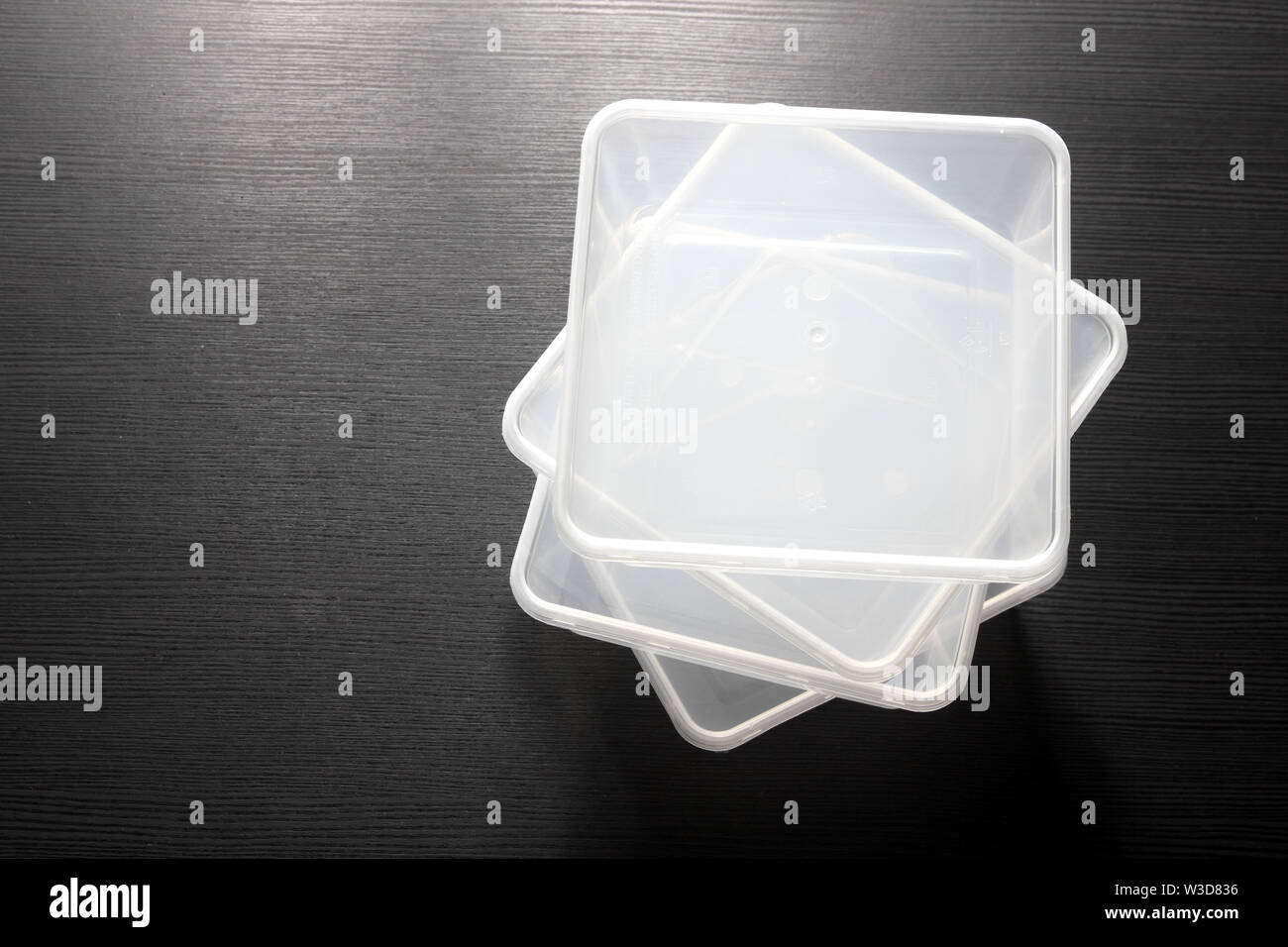 Stack food storage containers hi-res stock photography and images - Alamy