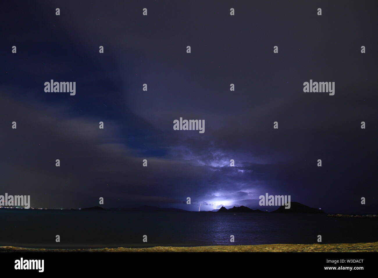 Electric storm over rainforest hi-res stock photography and images - Alamy