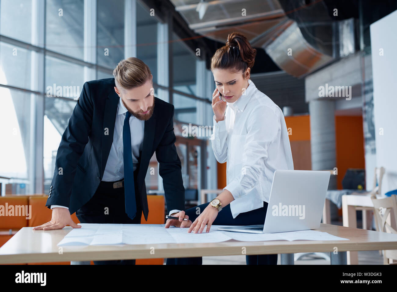 Team design architects hi-res stock photography and images - Alamy