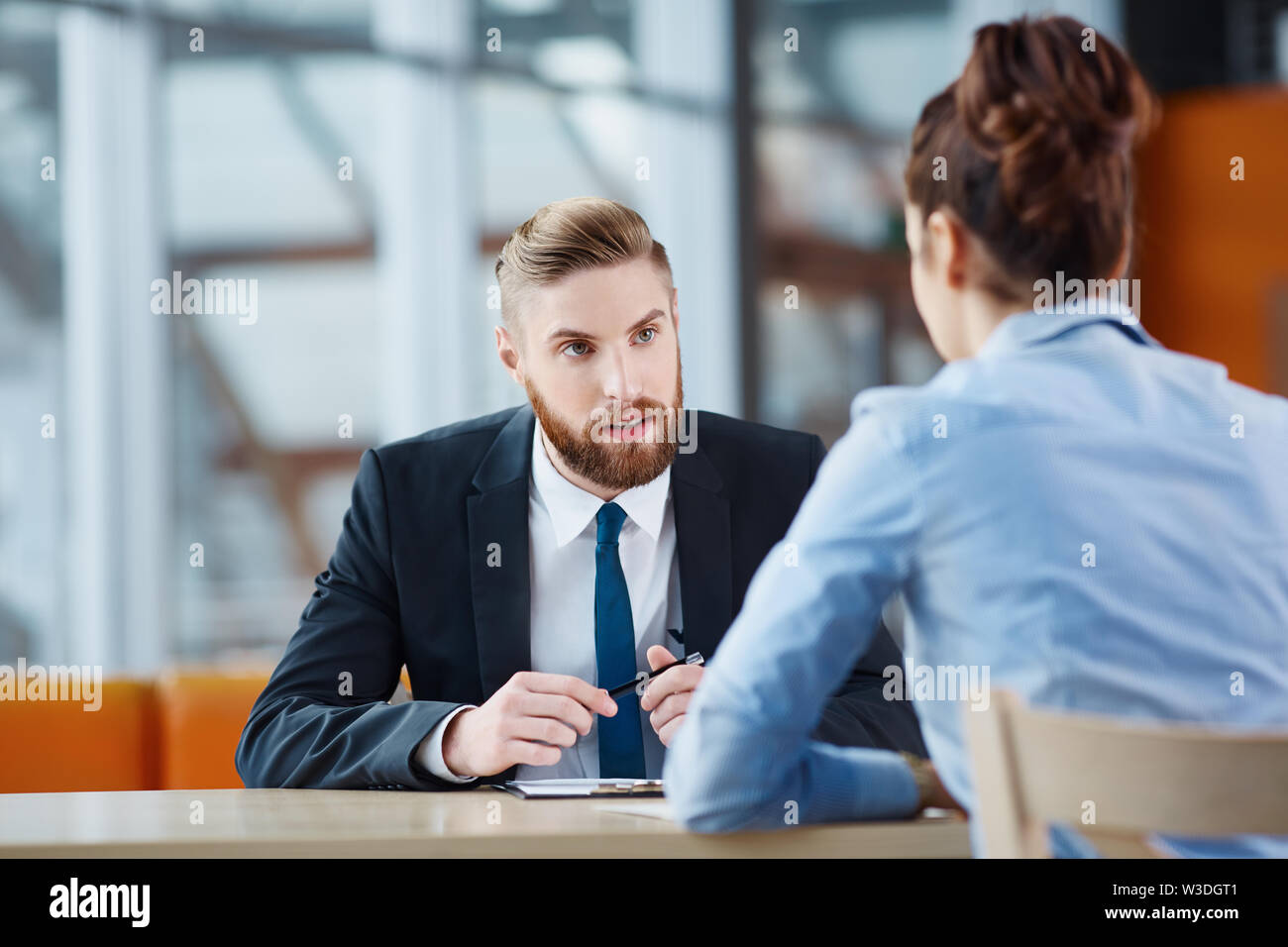 Human interview hi-res stock photography and images - Alamy