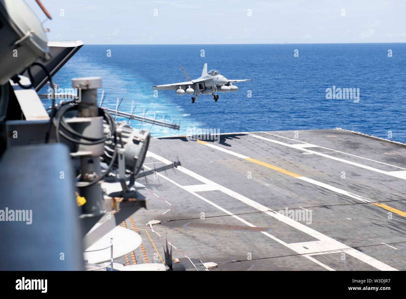 190712-N-PQ548-0082 ATLANTIC OCEAN (July 12, 2019) A F/A-18F Super ...
