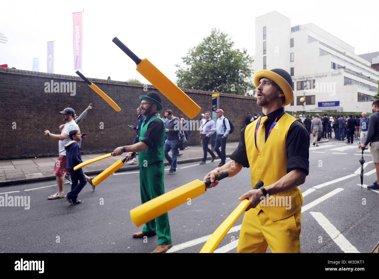Pic shows: World Cup Final england v New Zealand Fun and games as fans ...